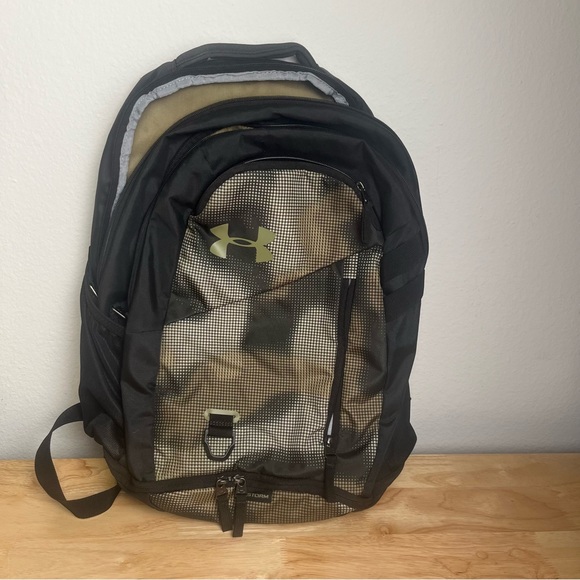 Under Armour | Bags | Nwot Army Green Black Unisex Hustle 4 Storm ...